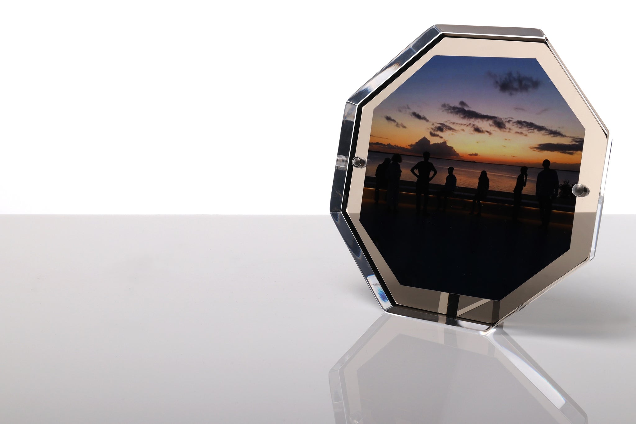 AVF Voltage Bolt Snap Frame 5x5, Bronze